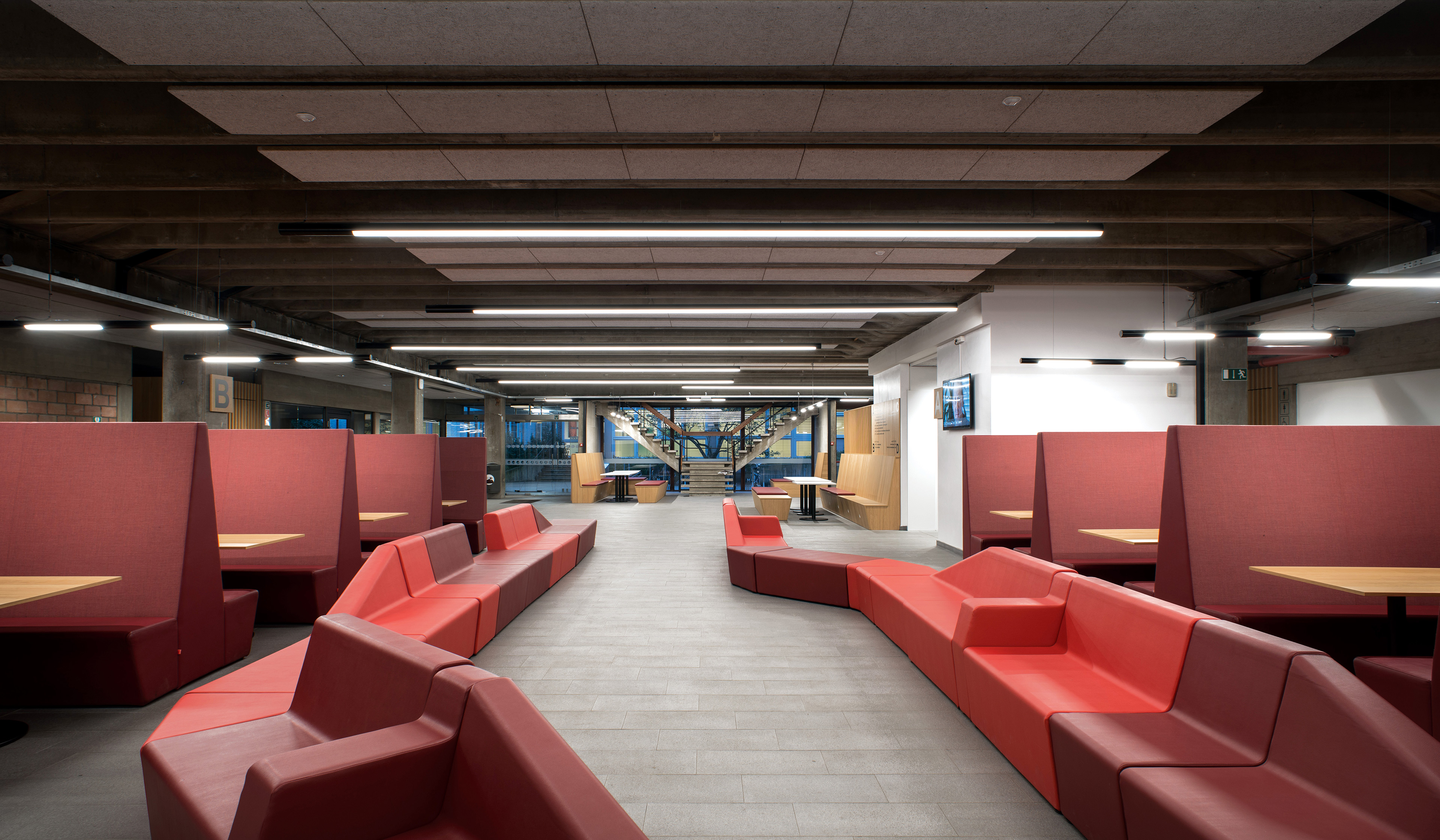 Multiline | College De Valk