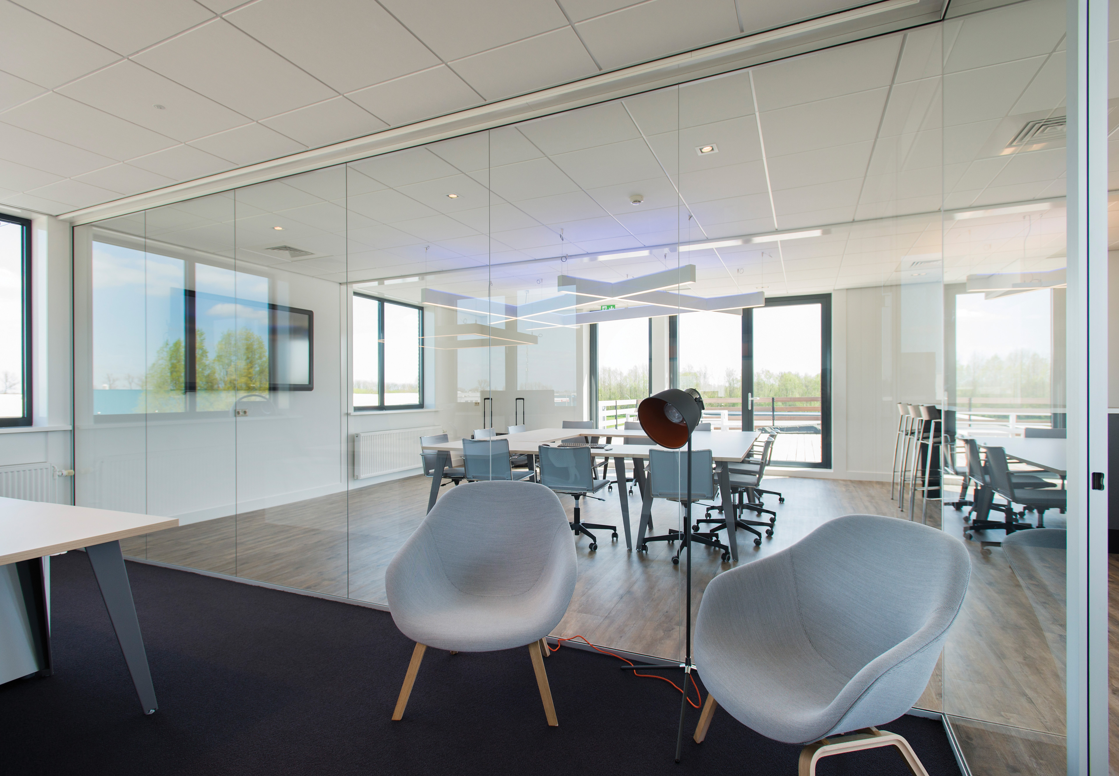 Multiline | Intra Lighting Benelux & ML NL