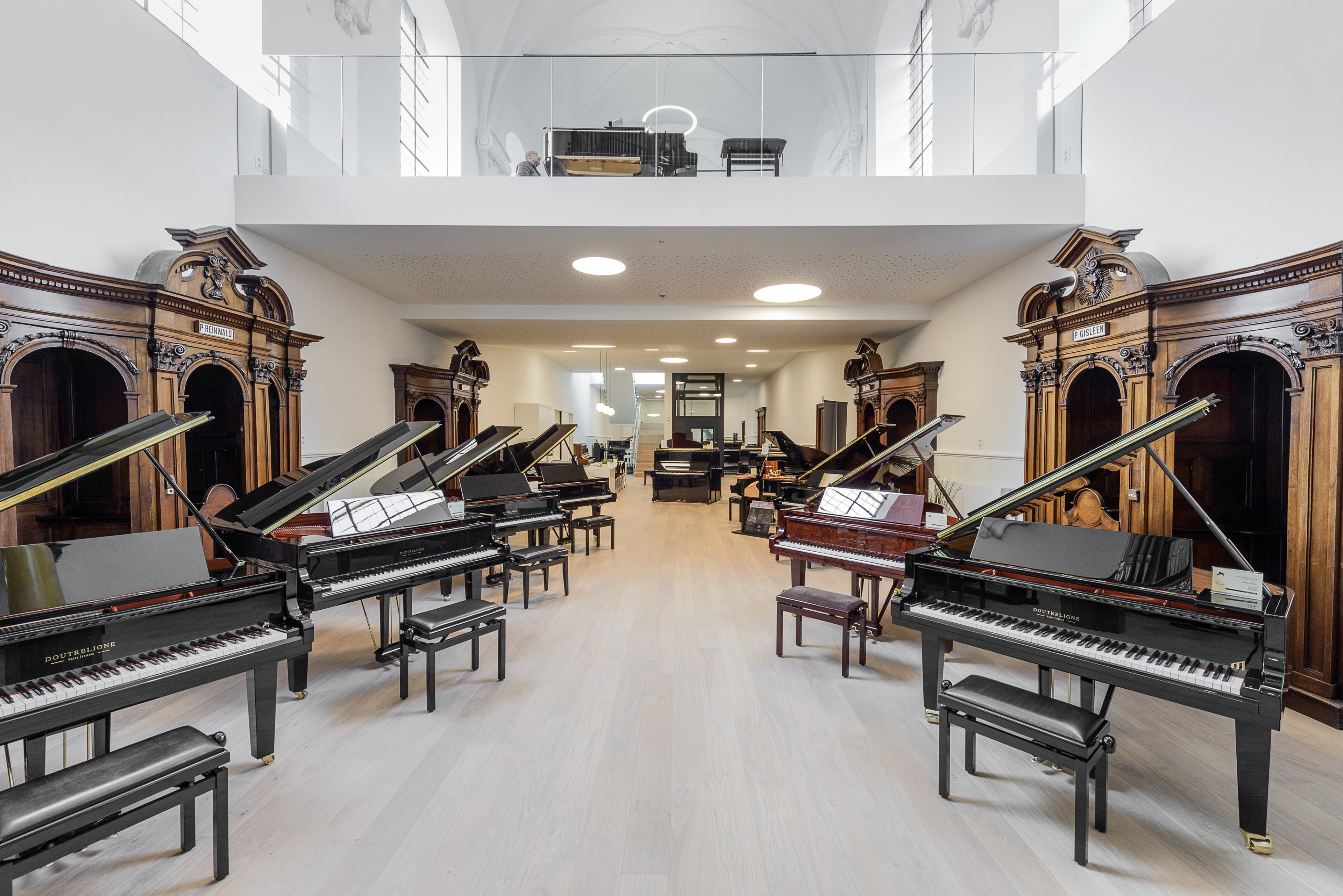 Multiline | Piano’s Maene