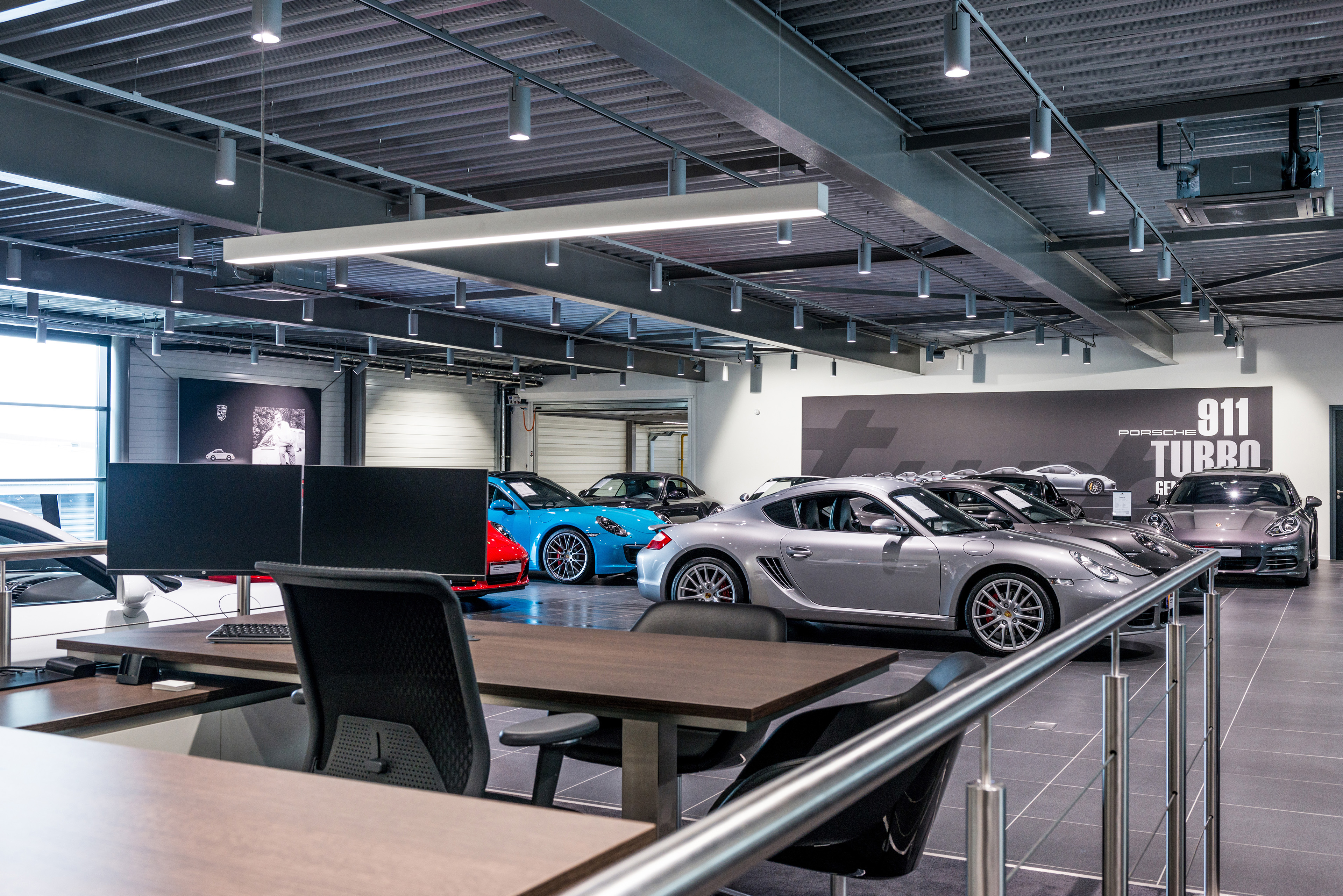 Multiline | Porsche Centrum Maastricht